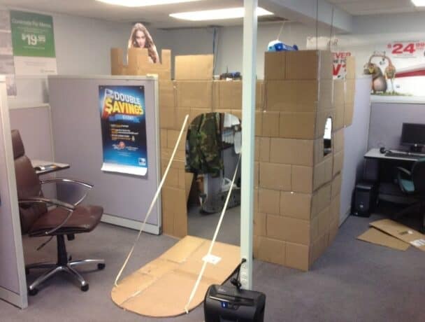 20 Cubicle Memes For Office Workers Boxed Up In Their 9-To-5