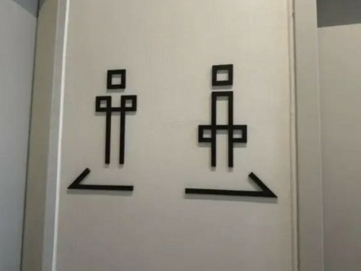 35 Funniest Bathroom Design Fails That'll Have You Choosing To Hold It ...