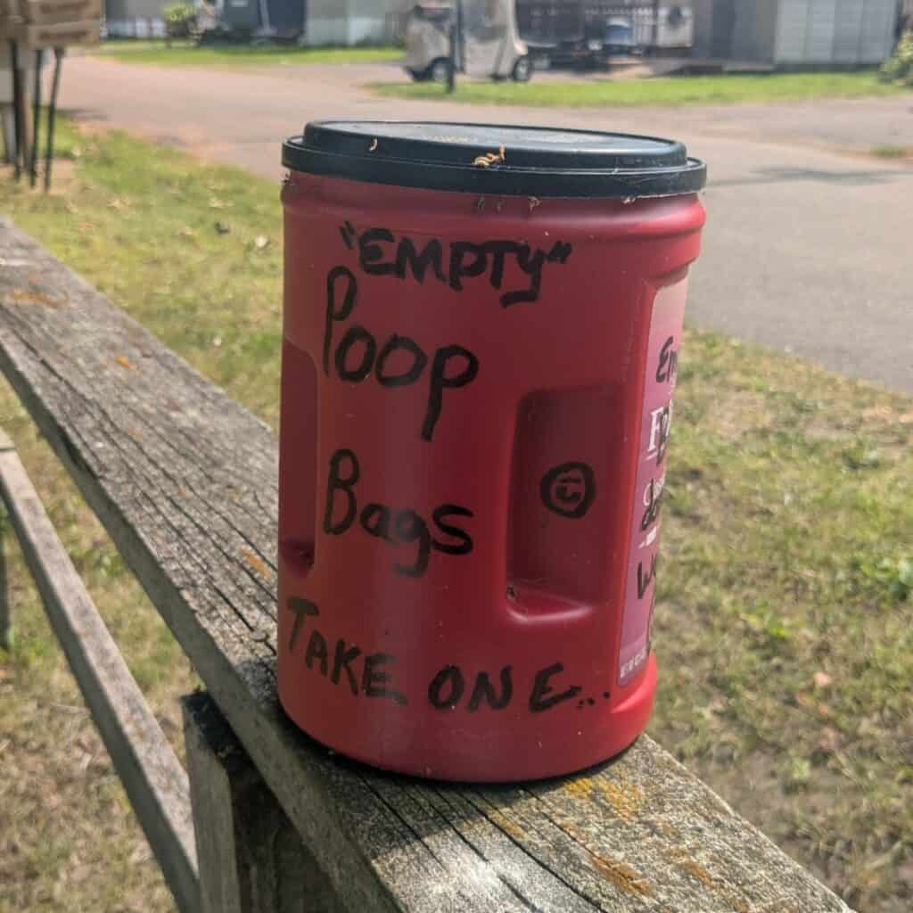 28 Hilariously Misused Quotation Marks That Made Signs "Suspiciously" Funny