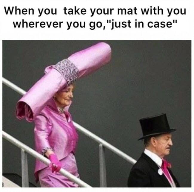 35 Funny Yoga Memes That’ll Leave Your Chakras Shook And Your Core Sore (From Laughing)