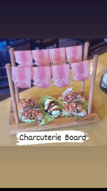 20 Pretentious Restaurants Serving Food On Literally Anything Buy A Plate