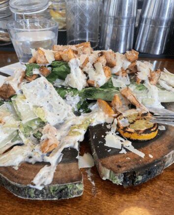 20 Pretentious Restaurants Serving Food On Literally Anything Buy A Plate