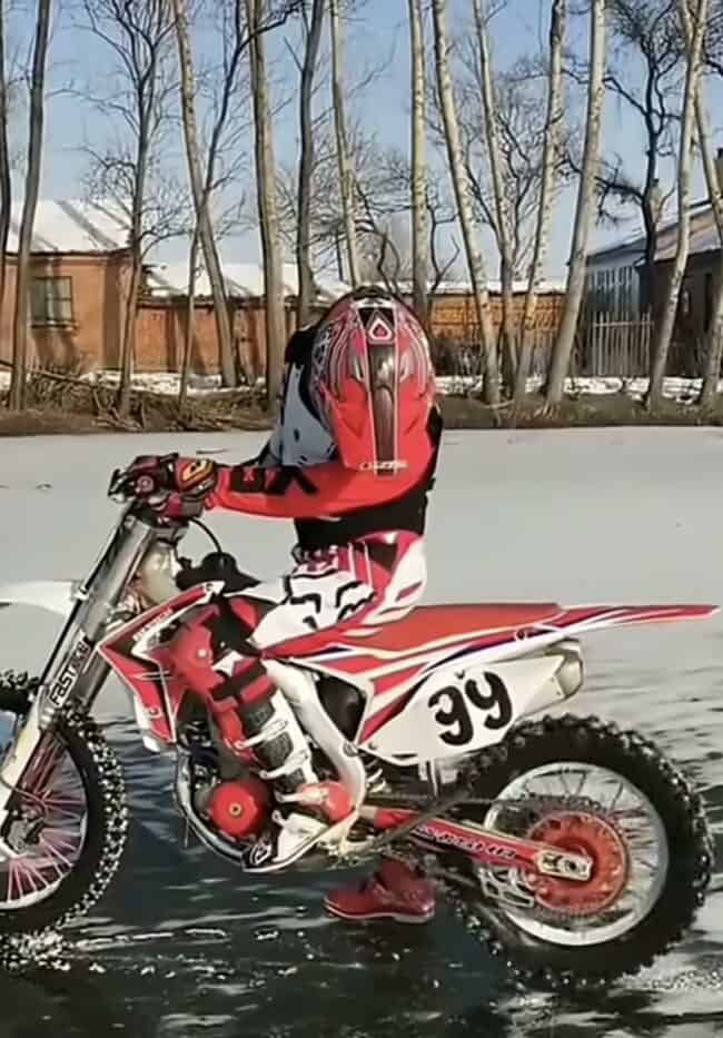 45 Bizarre Optical Illusion Pictures That'll Have Your Brain's Loading ...