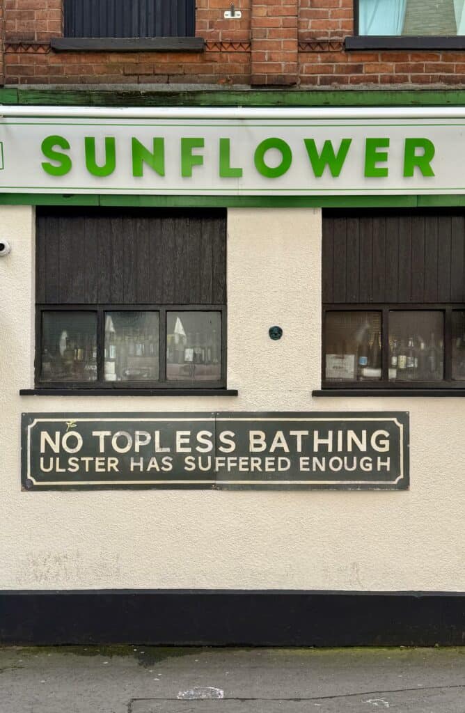 30 Funny Signs Posted For A Laugh, Or Just Because Someone Did ...