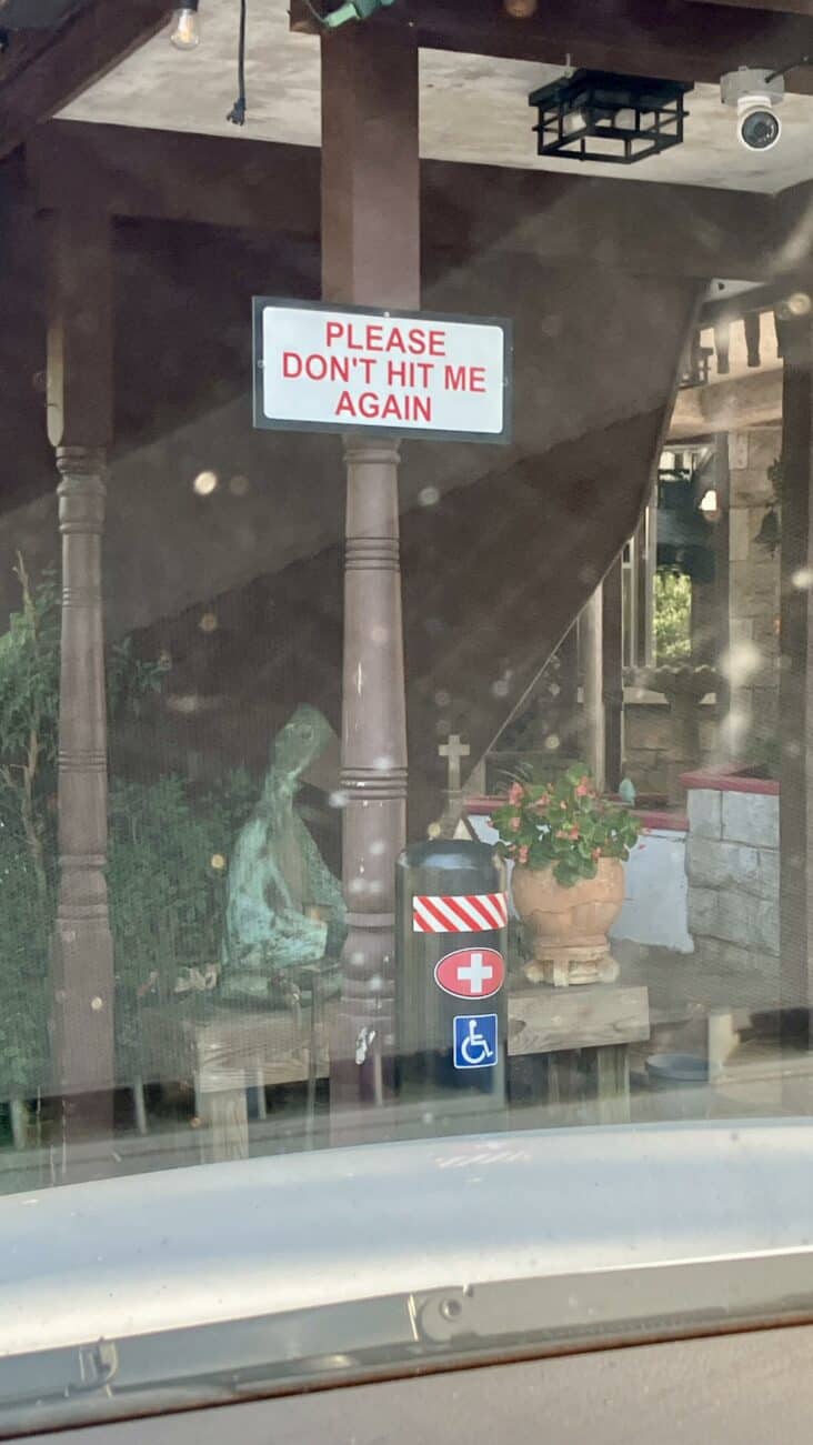 35 Signs That Are Hilarious Until You Realize Some Wacko Is The Reason ...