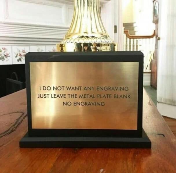 35 Lazy Workers Who Failed Their One Job So Poorly It's Actually Kind ...