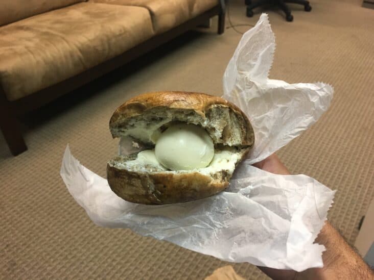 35 Lazy Workers Who Failed Their One Job So Poorly It's Actually Kind ...