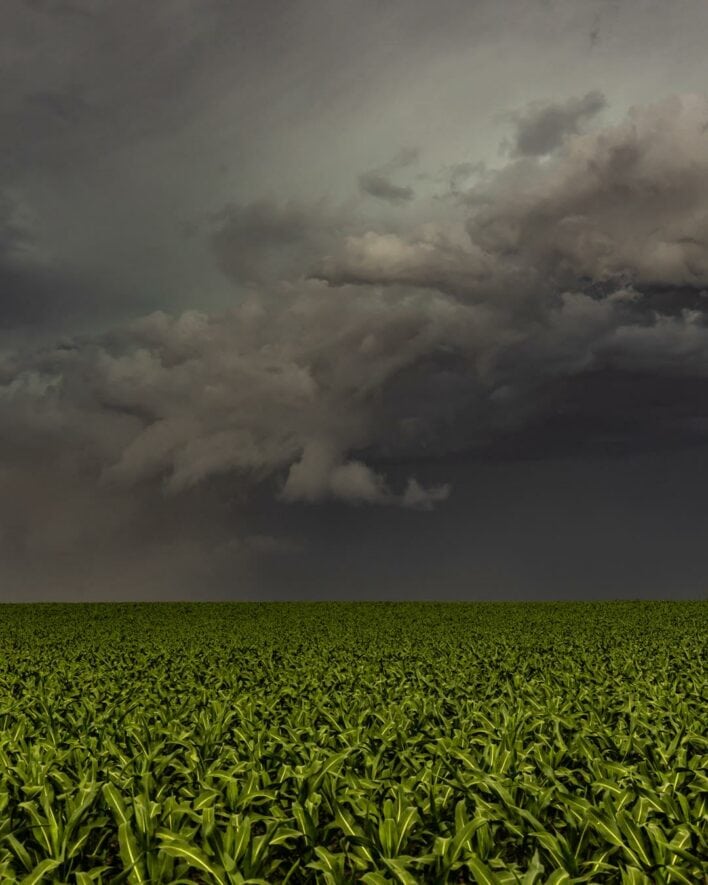 30 Liminal Spaces That Made Us Feel Like Reality Has Some Holes In It