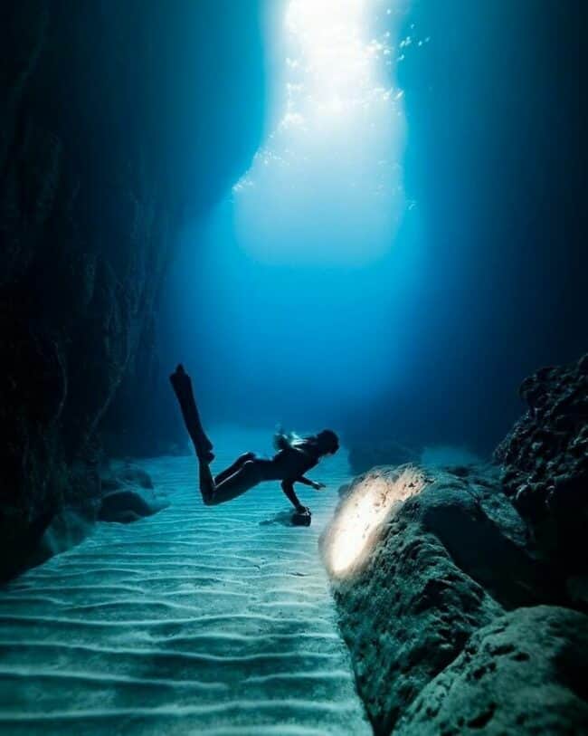 45 Unsettling Ocean Pictures That'll Give You A Healthy Fear And ...