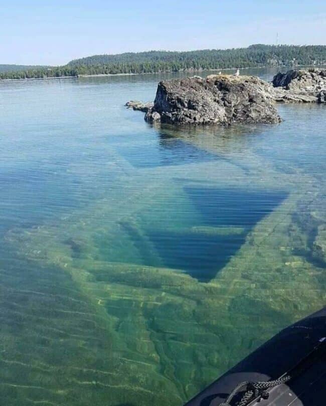 45 Unsettling Ocean Pictures That'll Give You A Healthy Fear And ...