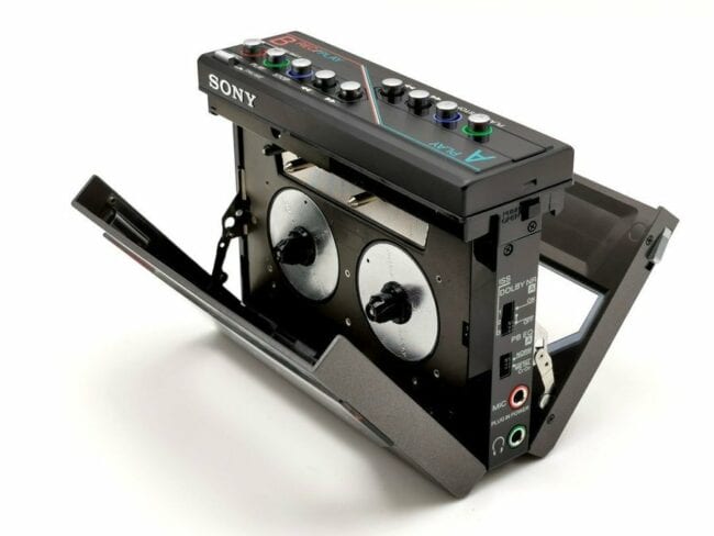 25 Retro Tech Pictures From The 70s, 80s, And 90s That Might As Well Be ...