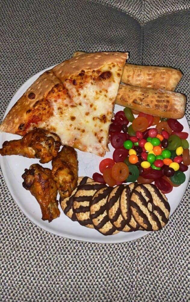 40 Insane Food Creations From Grown Adults Who Eat Like Unsupervised ...