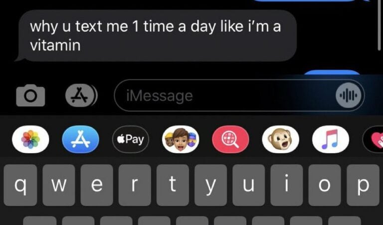 35 Hilariously Bizarre Text Messages Worth Throwing Your Phone Over