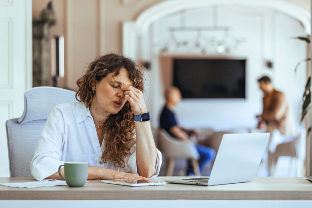 Overworked Employee Resigns In 3am Email After Being Harassed By ...