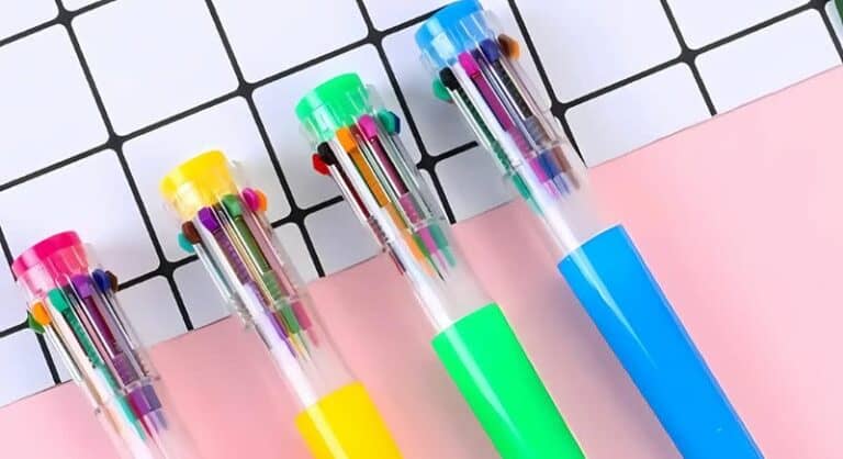 30 Throwback School Supplies From The 80s And 90s You'd Beg Your Mom To Buy