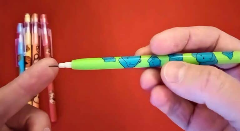 30 Throwback School Supplies From The 80s And 90s You'd Beg Your Mom To Buy