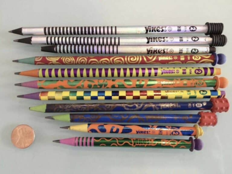 30 Throwback School Supplies From The 80s And 90s You'd Beg Your Mom To Buy