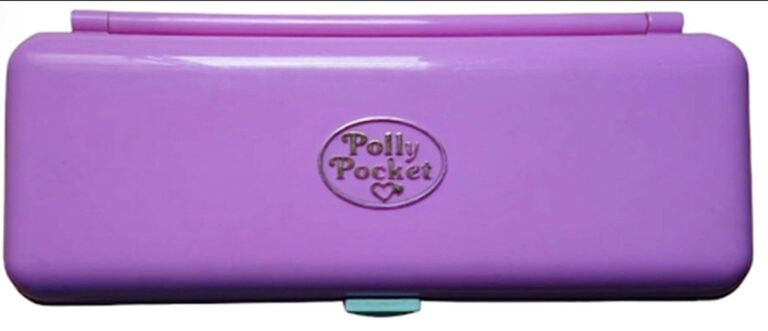 30 Throwback School Supplies From The 80s And 90s You'd Beg Your Mom To Buy