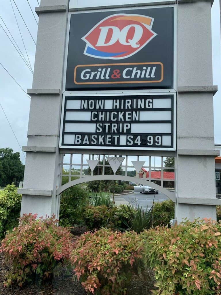 25 Fast Food Now Hiring Signs That Are Funnier Than They Should Be