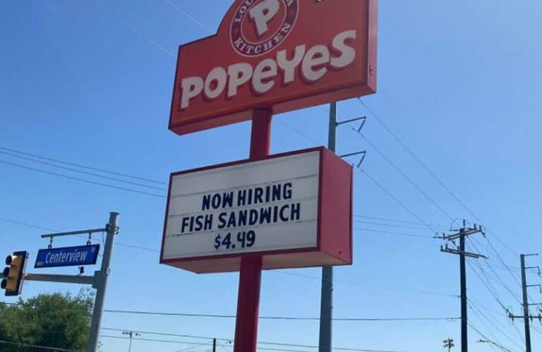 25 Fast Food Now Hiring Signs That Are Funnier Than They Should Be