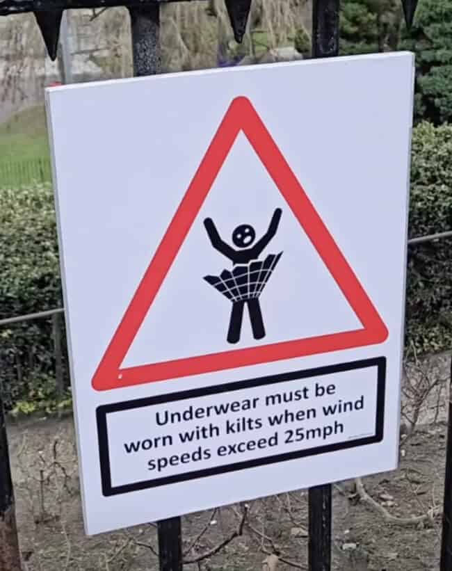 30 Funny Signs That Are Oddly Specific For A Very Good Reason