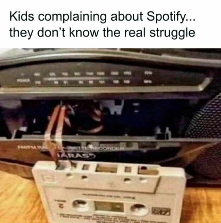 35 Nostalgic 90s Memes That Hit Like Walking Into Blockbuster This Week ...