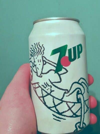 30 Nostalgic Drinks From The 80s And 90s That Didn't Hydrate, They Quenched