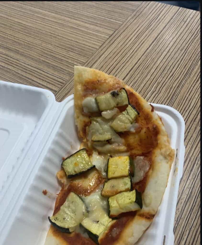 25 Pizza Fails That Should Never Have Happened